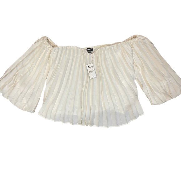 Express | Tops | Nwt Express Pleated Off The Shoulder Crop Top With ...